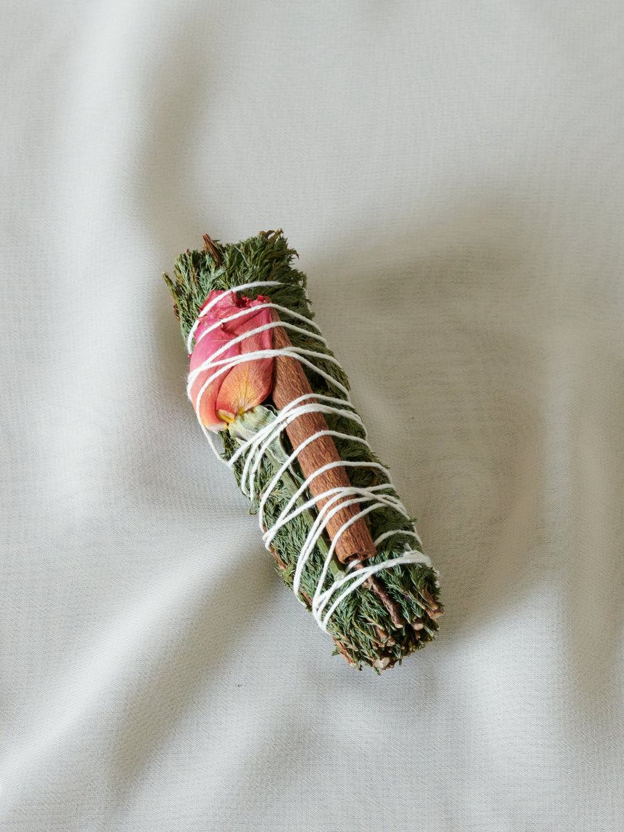 Good Vibrations Rose, Cinnamon & Cedar Smoke Stick – Ritual Stems